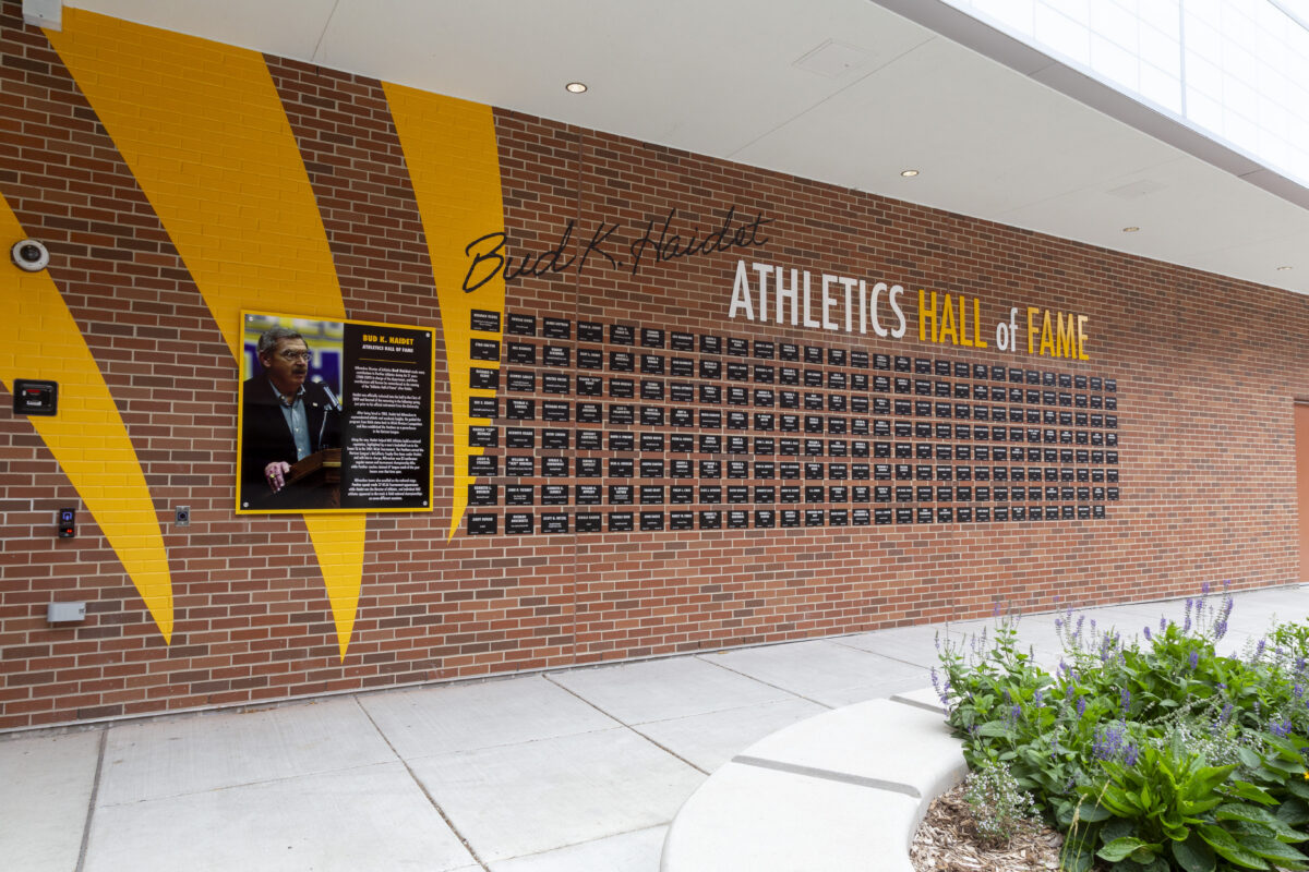 Large Format Printing Milwaukee | Amplify Graphics & Branding